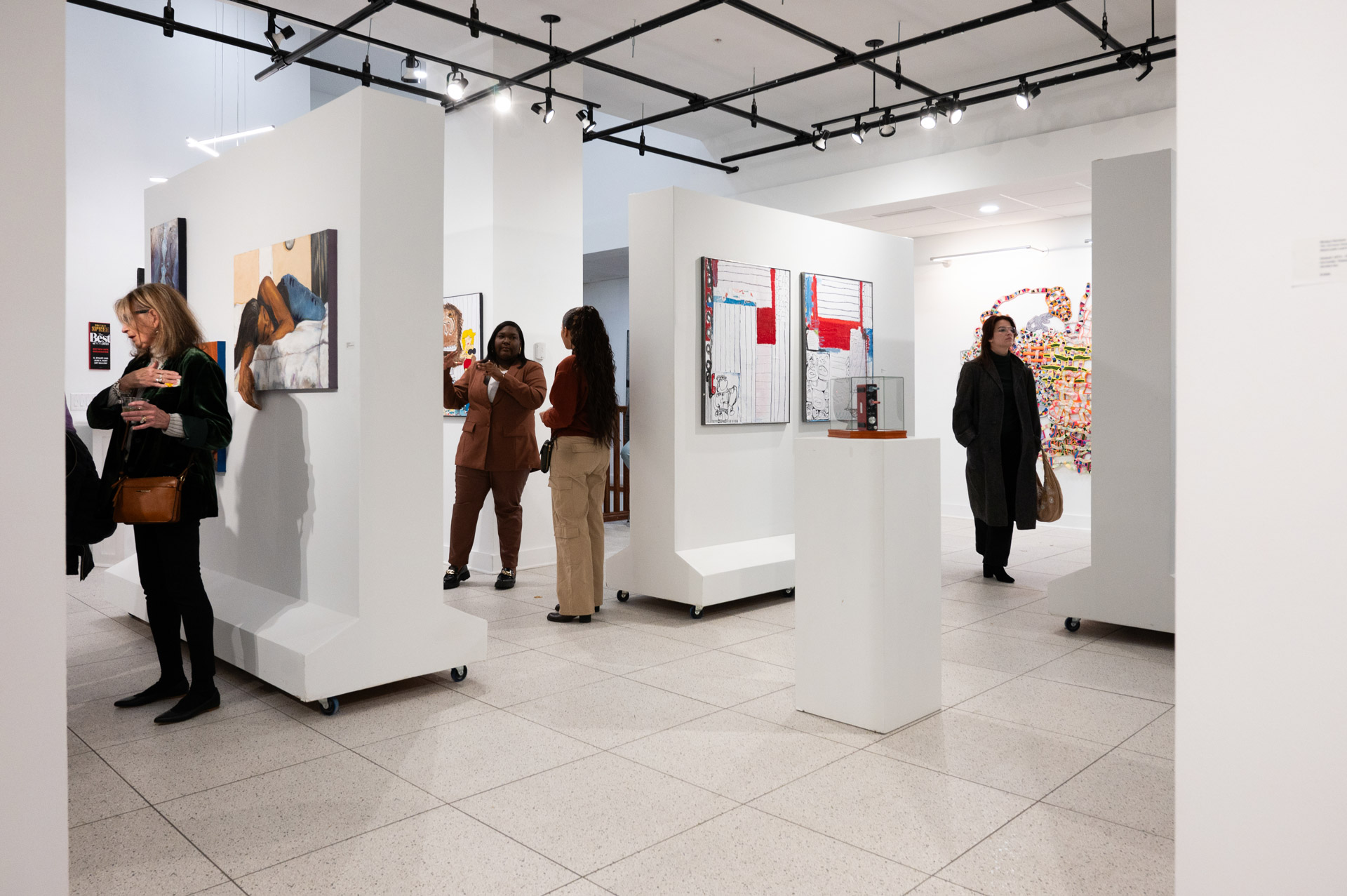 Hunt Art Gallery | Beebe's at The Gallery